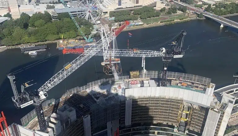 Favelle Favco Cranes - Lindores Crane Hire - Queensland